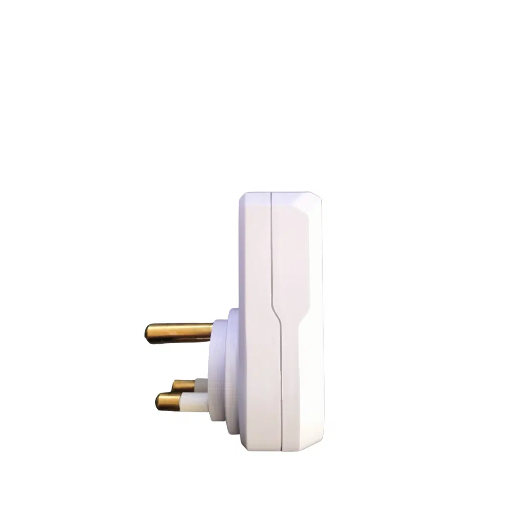 Safy Volt Automatic Voltage Protection Plug - My Kleine Winkel